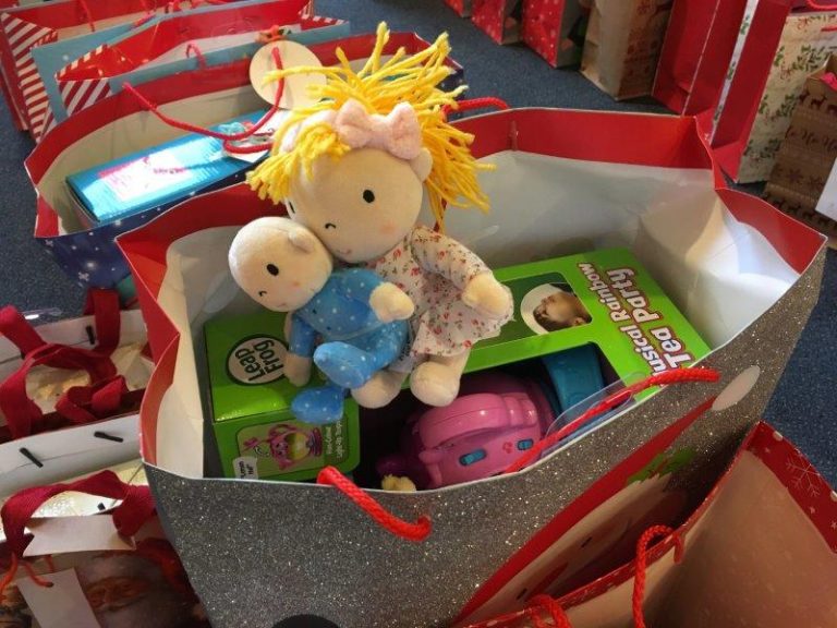 Santa Stork carousel (19) - Stripey Stork